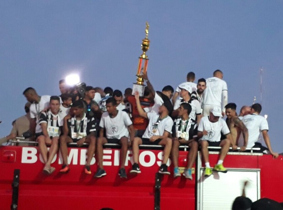 Depois de 33 anos, Corumbaense é novamente campeão do Estadual de ...