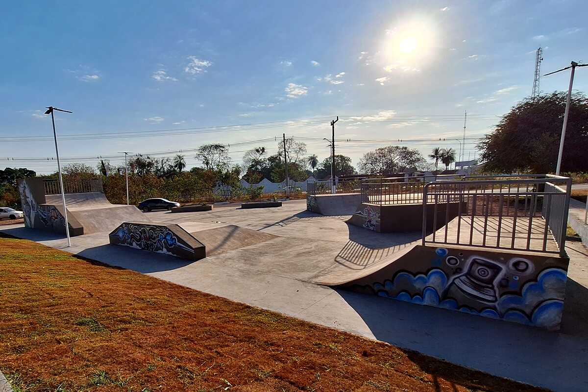 Bairro Previsul recebe nova quadra poliesportiva com pistas de ...