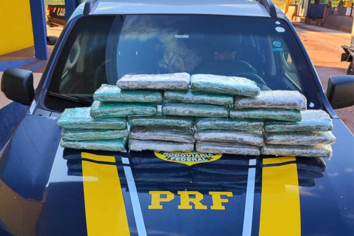 Mulher é flagrada com 20 quilos de droga em bagagem na BR-262 - Capital ...