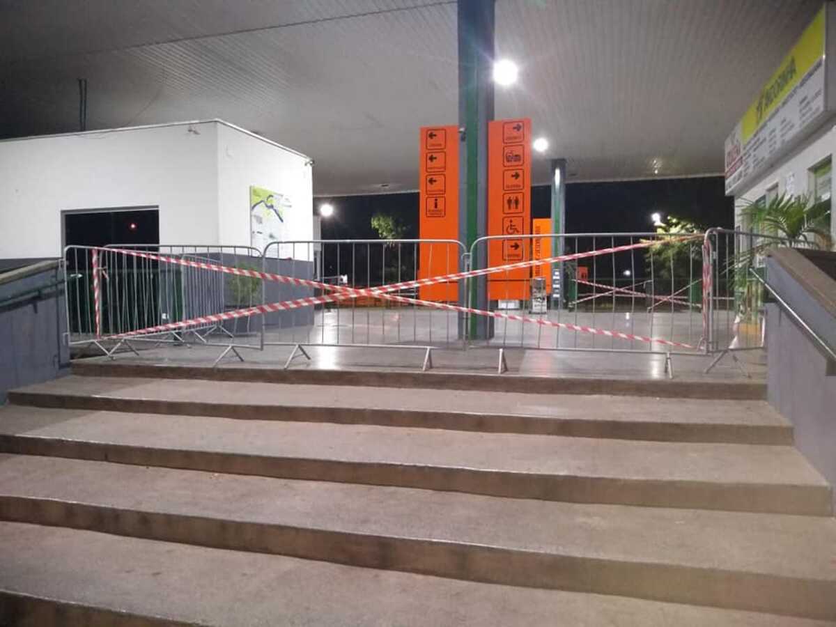 Sem ônibus e avião Corumbá está ilhada - Capital do Pantanal